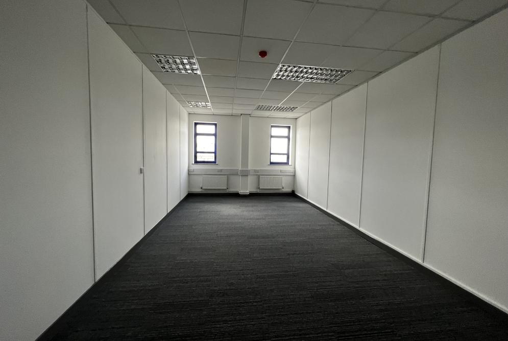 Middle Bank House, Middle Bank, Doncaster | Commercial Property Partners